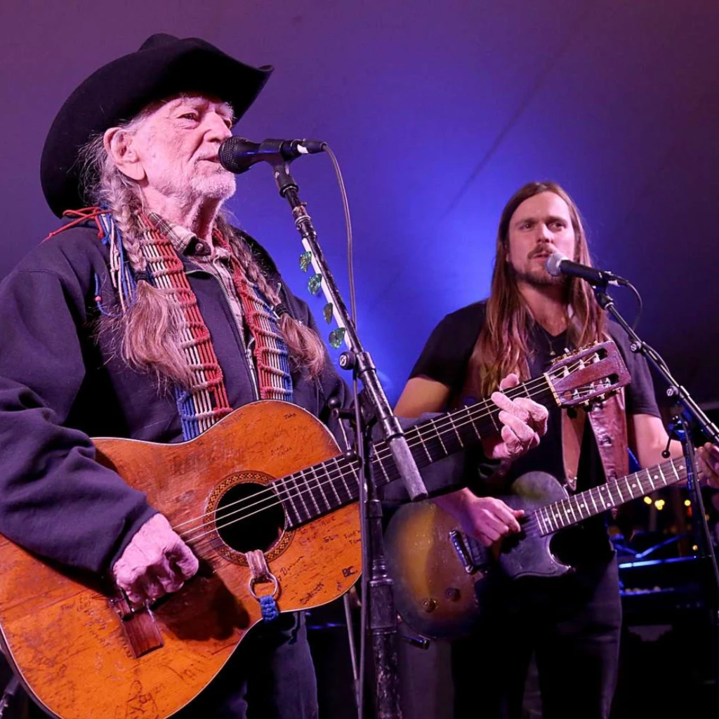 Willie Nelson’s Son Steps in for His Sick Dad and Crushes a “Funny How ...
