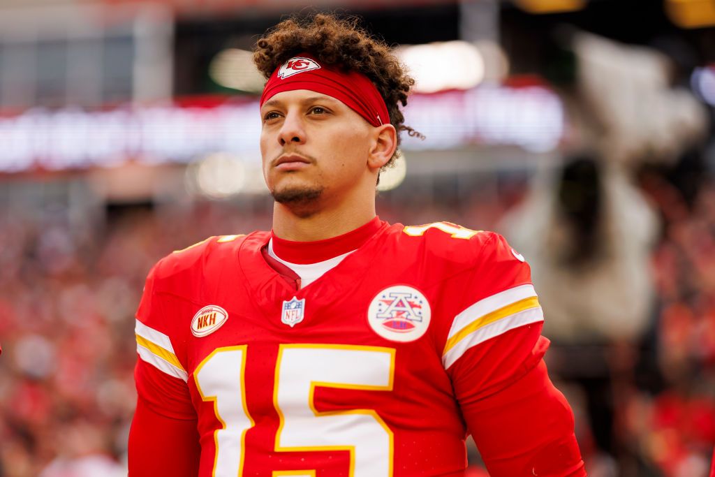 “You Make Millions, Suck It Up”: NFL Fans Are Blasting Patrick Mahomes ...